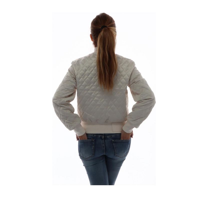 Дамско яке GUESS Цвят Бял - OneMoreTrend